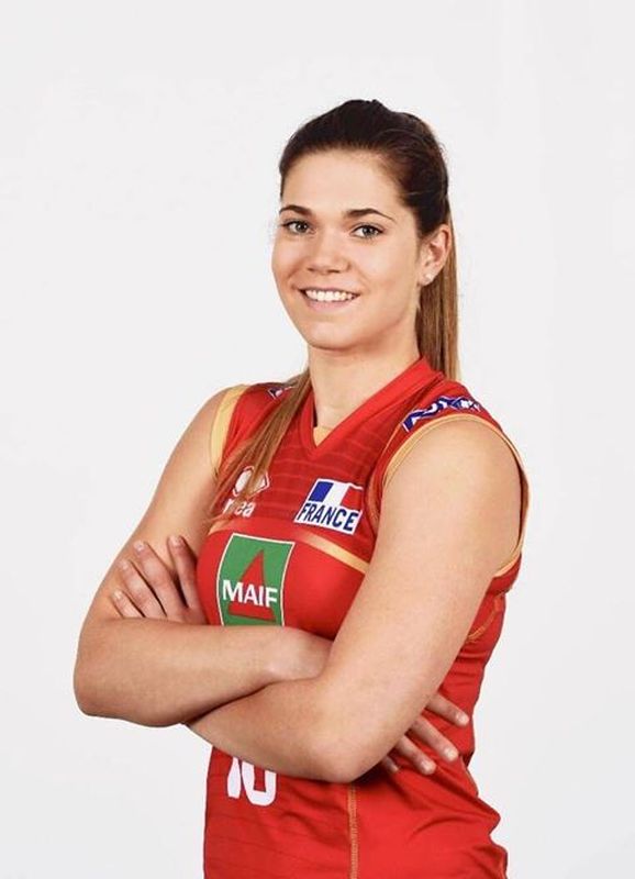 Manon Bernard arrive au VBCC ! - Volley Ball Chamalières